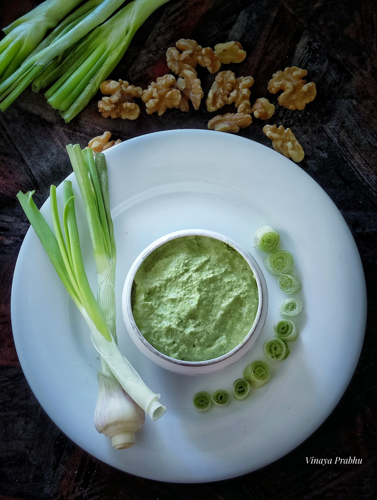 Akhrot chutney Ladakhi style. - Vinaya's Culinary Delights