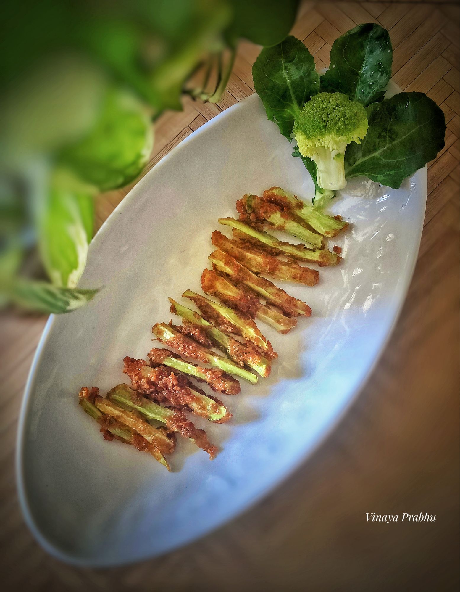 Broccoli stem fritters. - Vinaya's Culinary Delights
