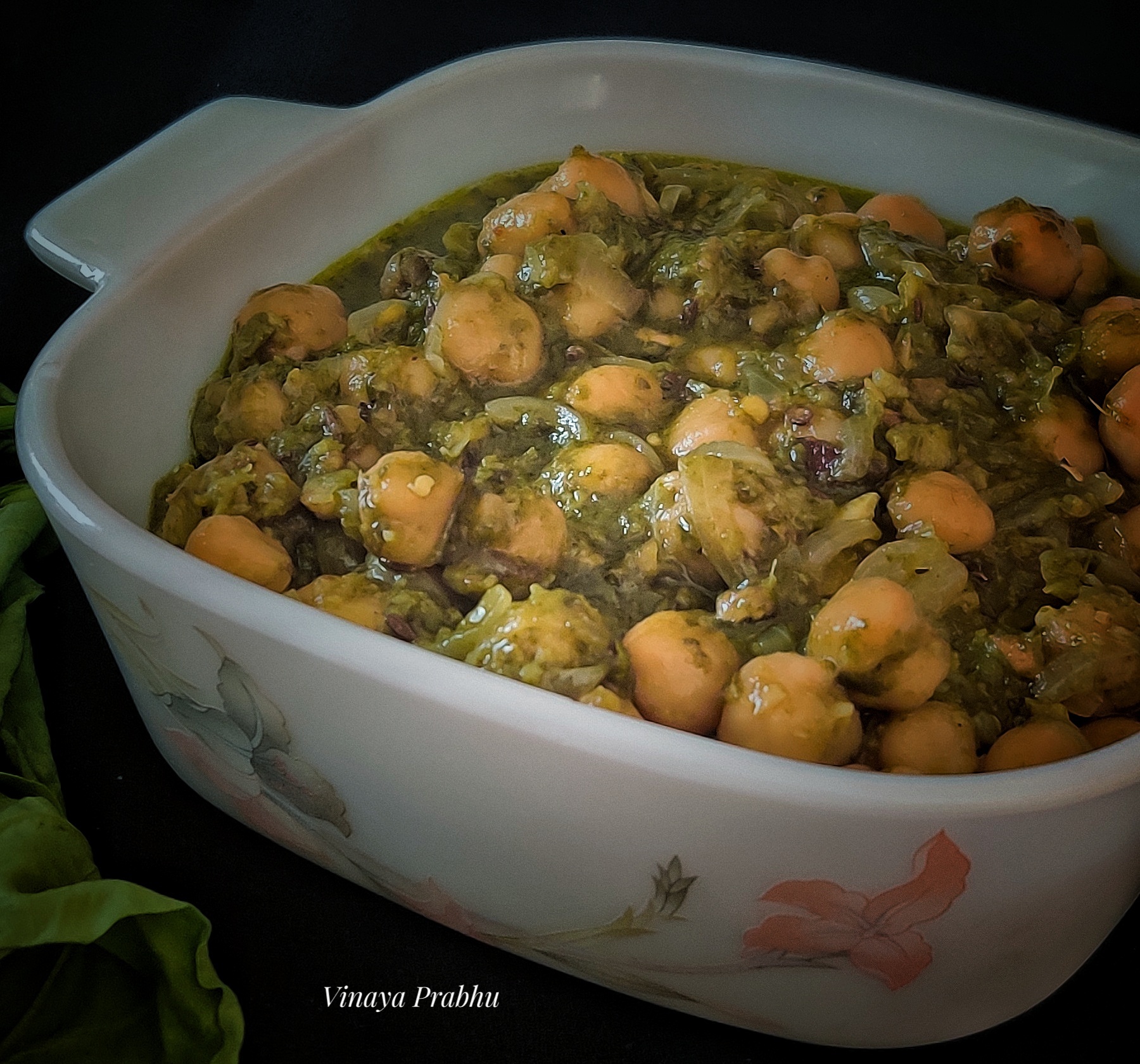 Chole Palak/ Chickpeas with Spinach – Vinaya's Culinary Delights